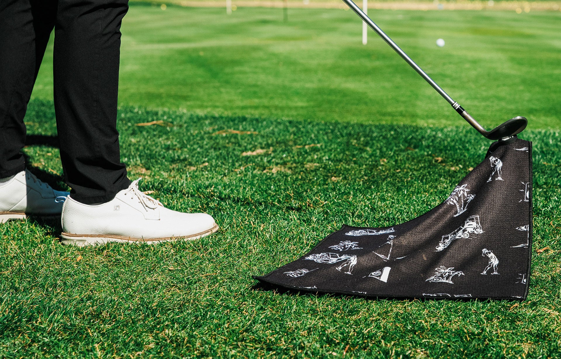 "The Golf Water Scrub Club Brush" by Caddy Splash – Caddy Splash